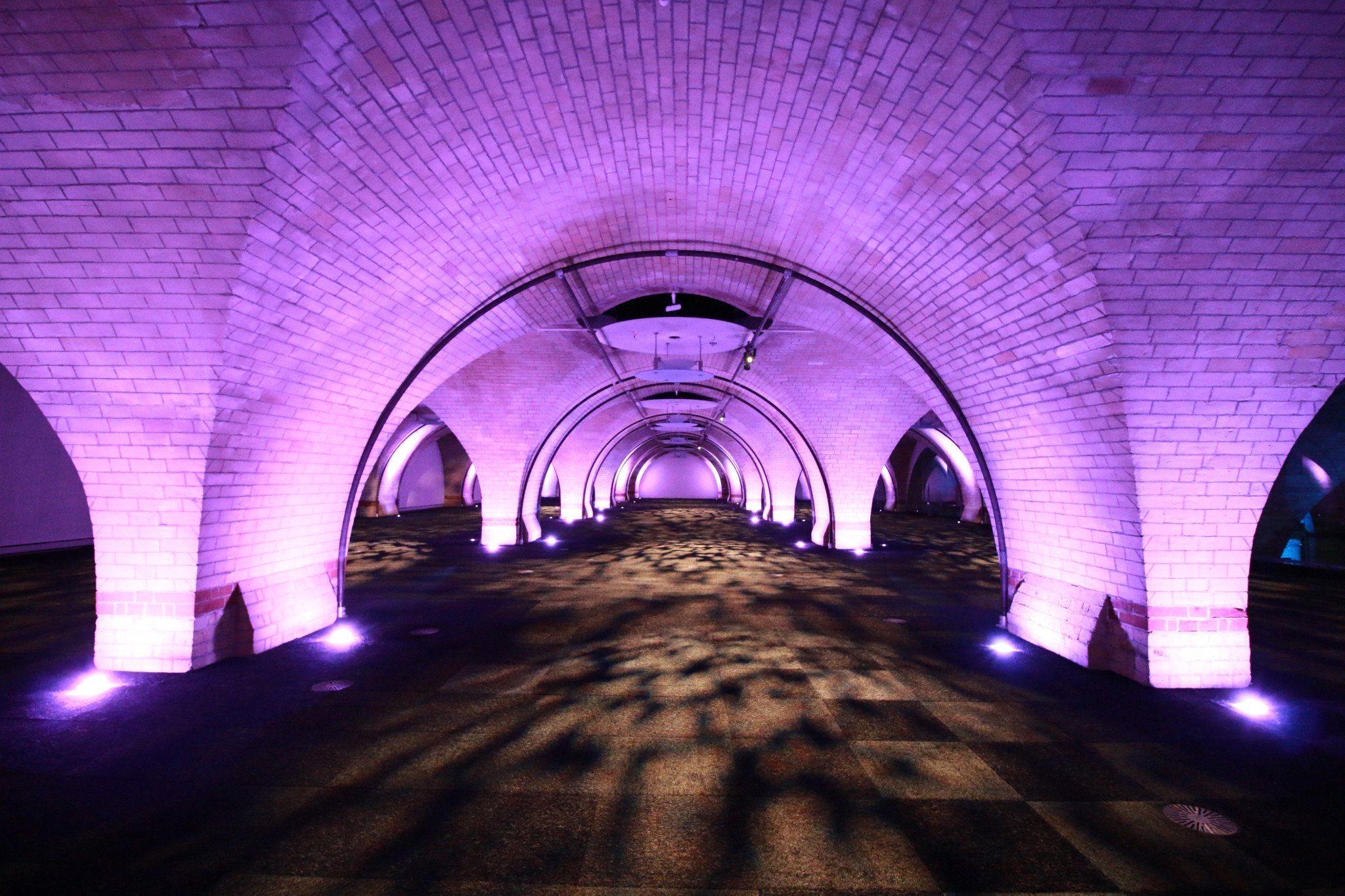 Ampersand Events | State of the Art AV in The Vault | London Venue Hire